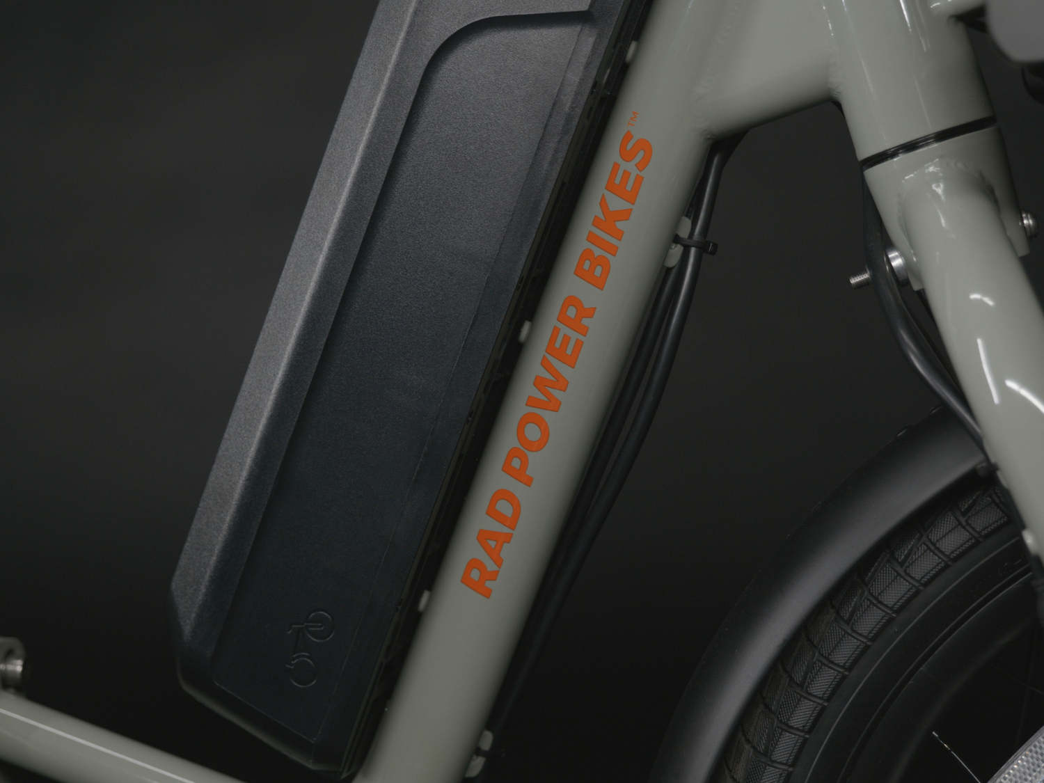 Free battery offer applied when both bike and battery are added to cart ...